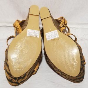 Nicole Lee | Shoes | Tiger Print Paige Wedges Platform Sandals | Poshmark